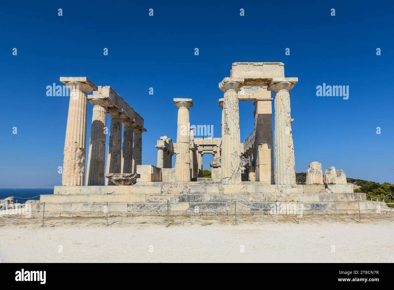 Aegina: Temple of Aphaea. Greece Stock Photo - Alamy