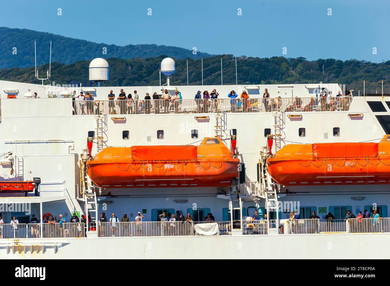 Passengers line the railings of the Interislander ferry Kaitaki ...