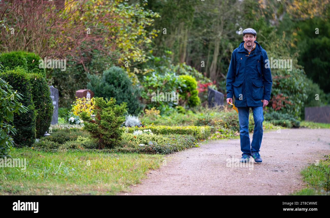 PRODUCTION - 09 November 2023, Lower Saxony, Lüneburg: Hans Hockemeyer ...