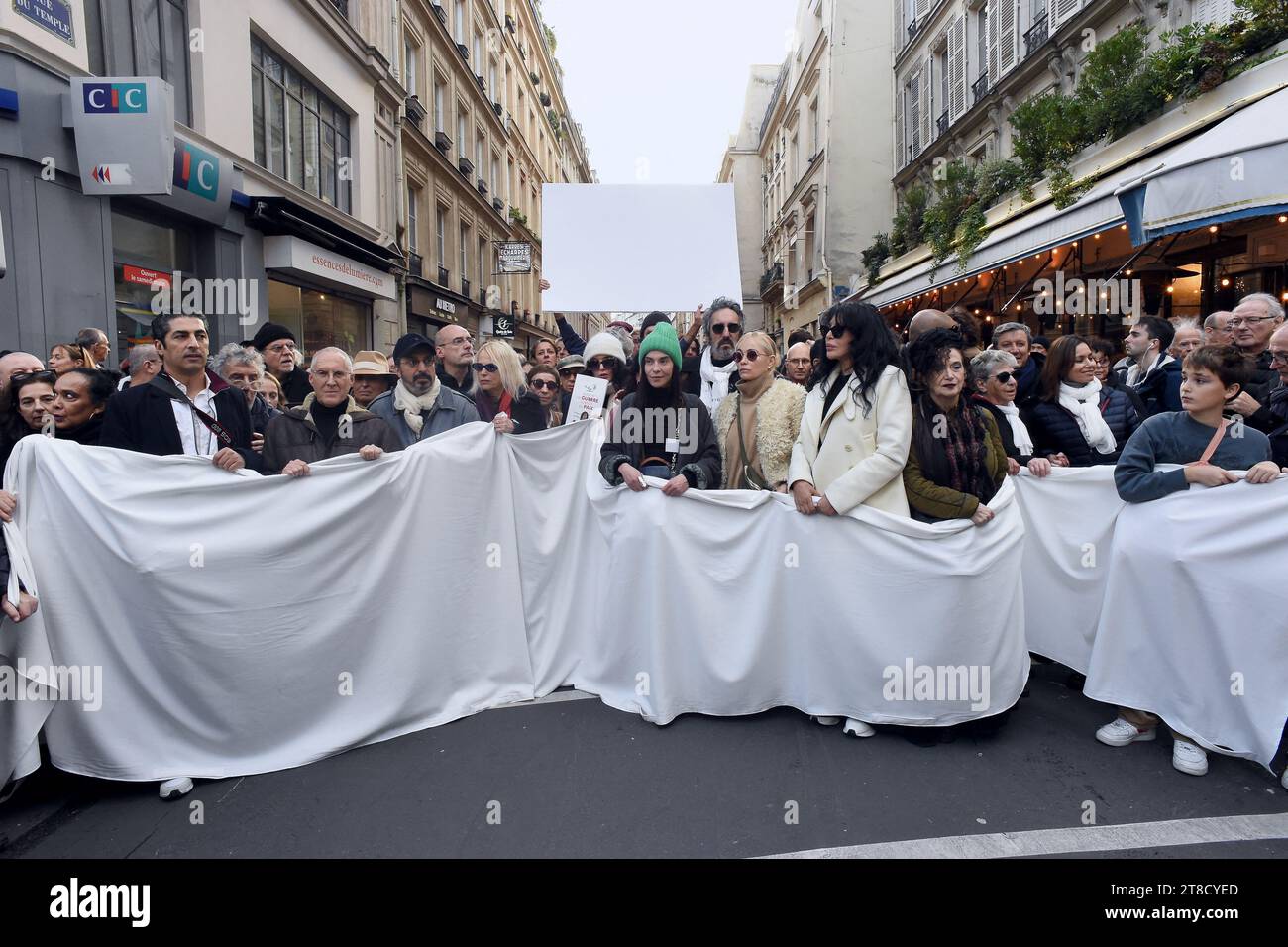 Paris, France. 19th Nov, 2023. Jean-Michel Ribbes Isabelle Adjani Macha ...