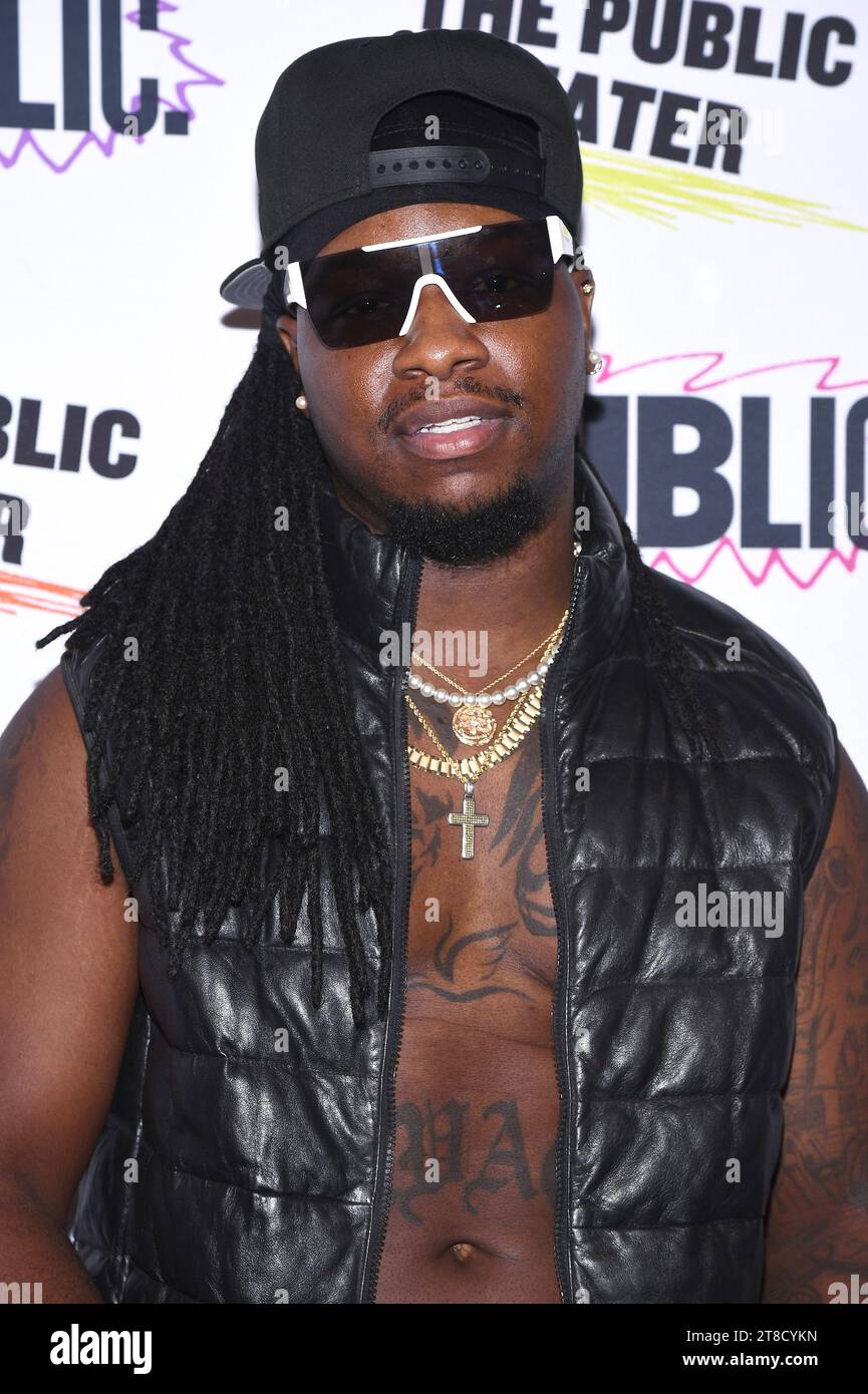 New York, USA. 19th Nov, 2023. Chris Lee attends Hell's Kitchen ...