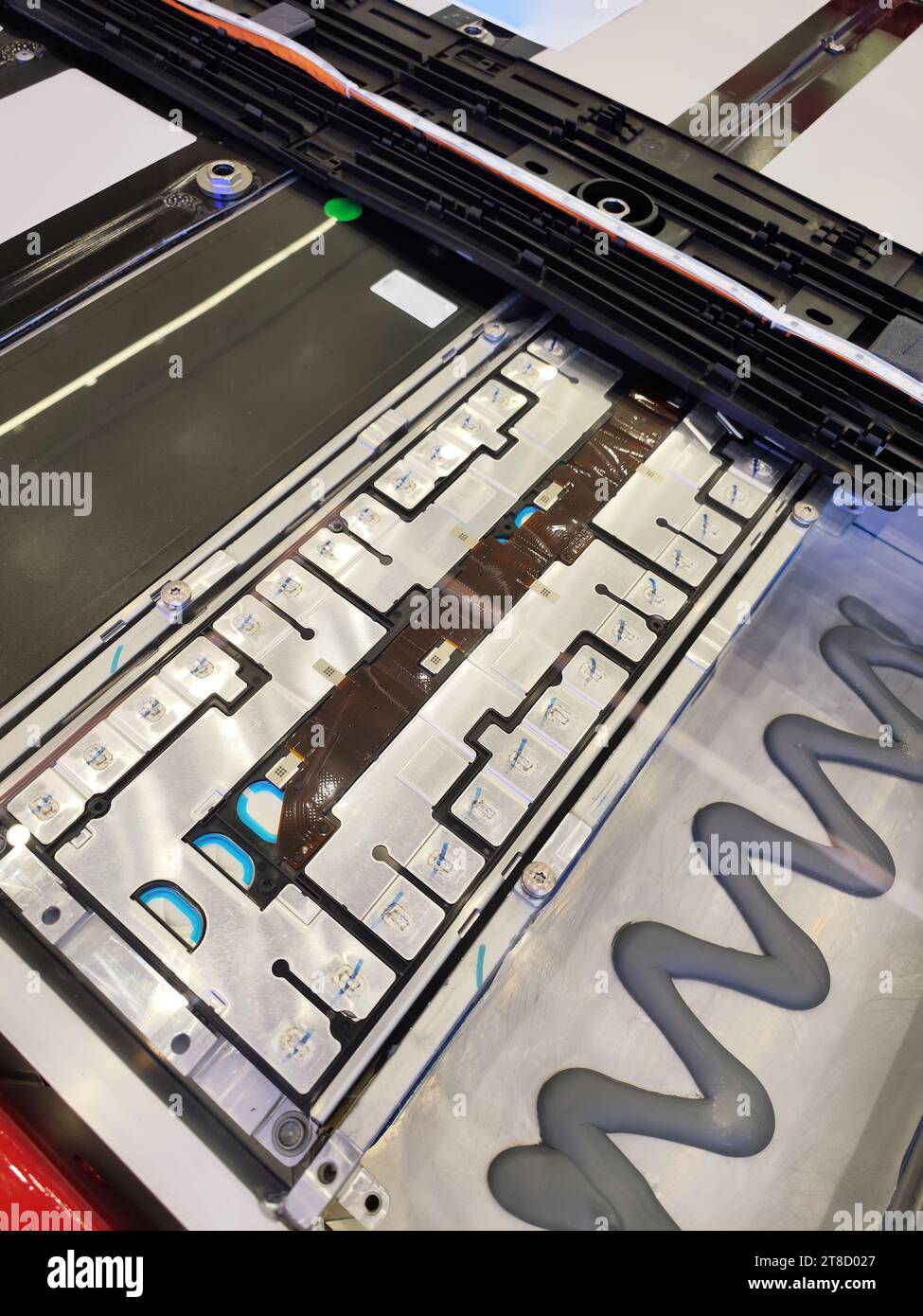Electric car lithium battery pack and wiring connections internal ...