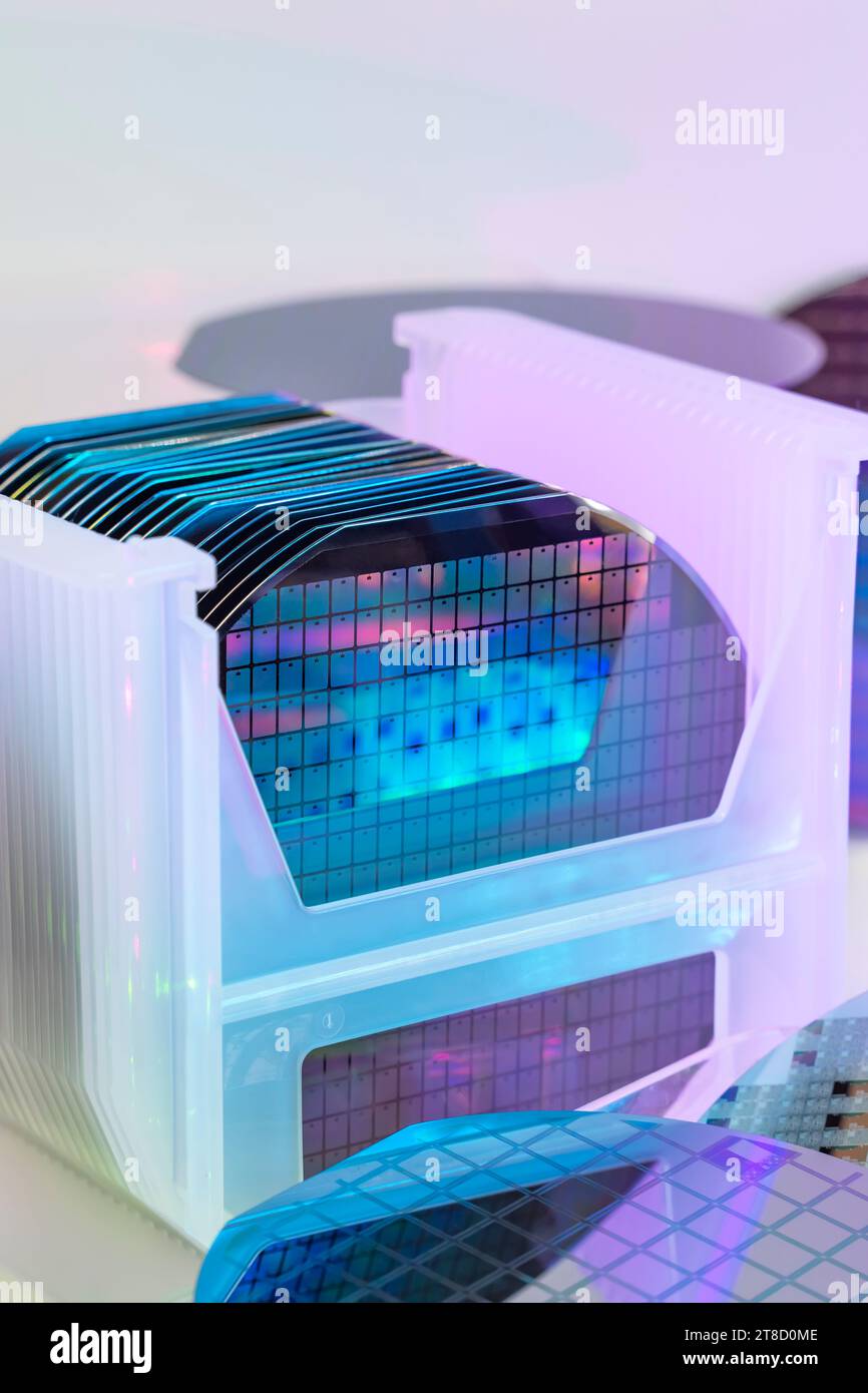 Silicon Wafer Under Cleanroom Fabrication in plastic holder box Stock ...