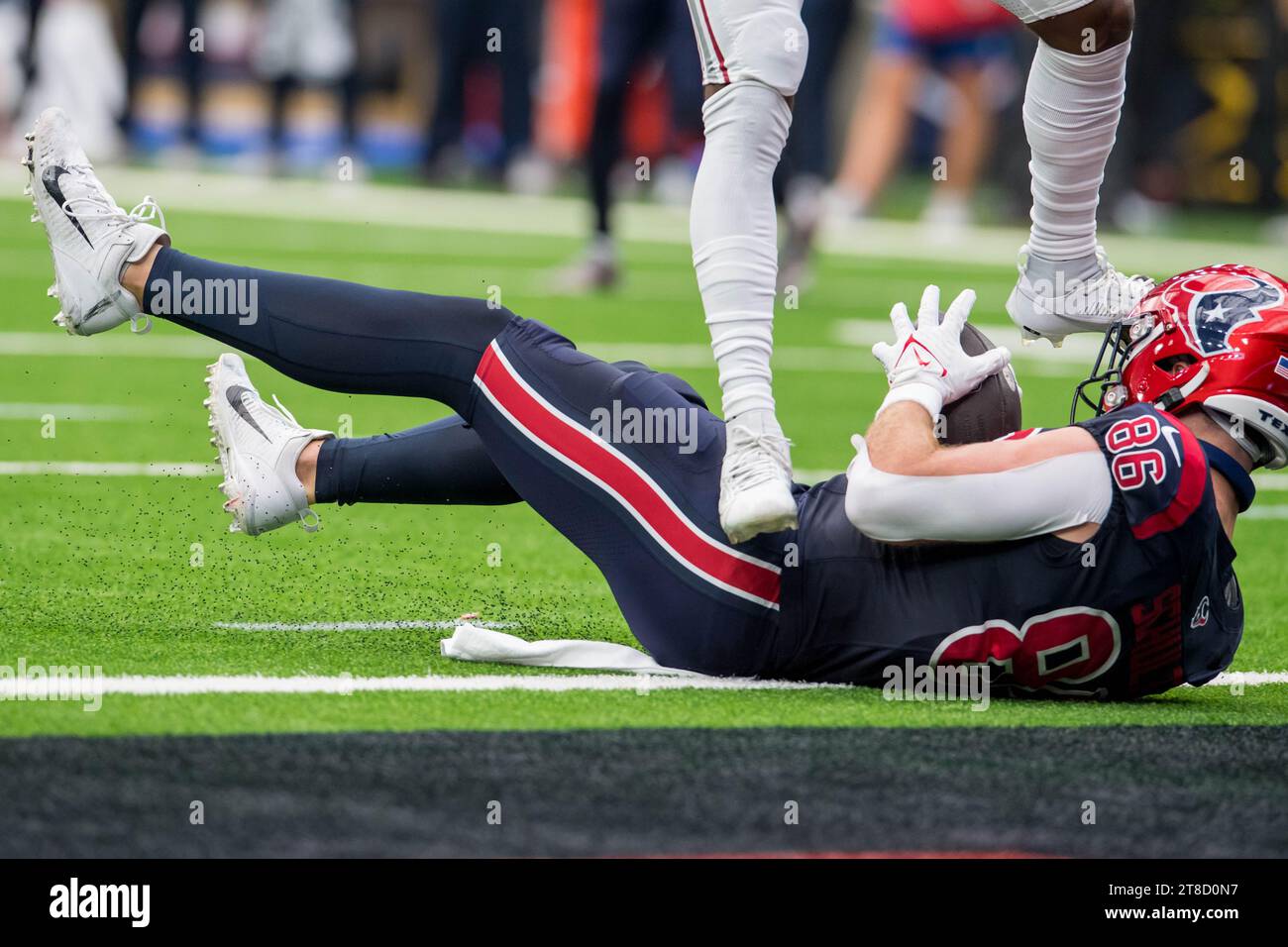 Houston, TX, USA. 19th Nov, 2023. Houston Texans tight end Dalton ...