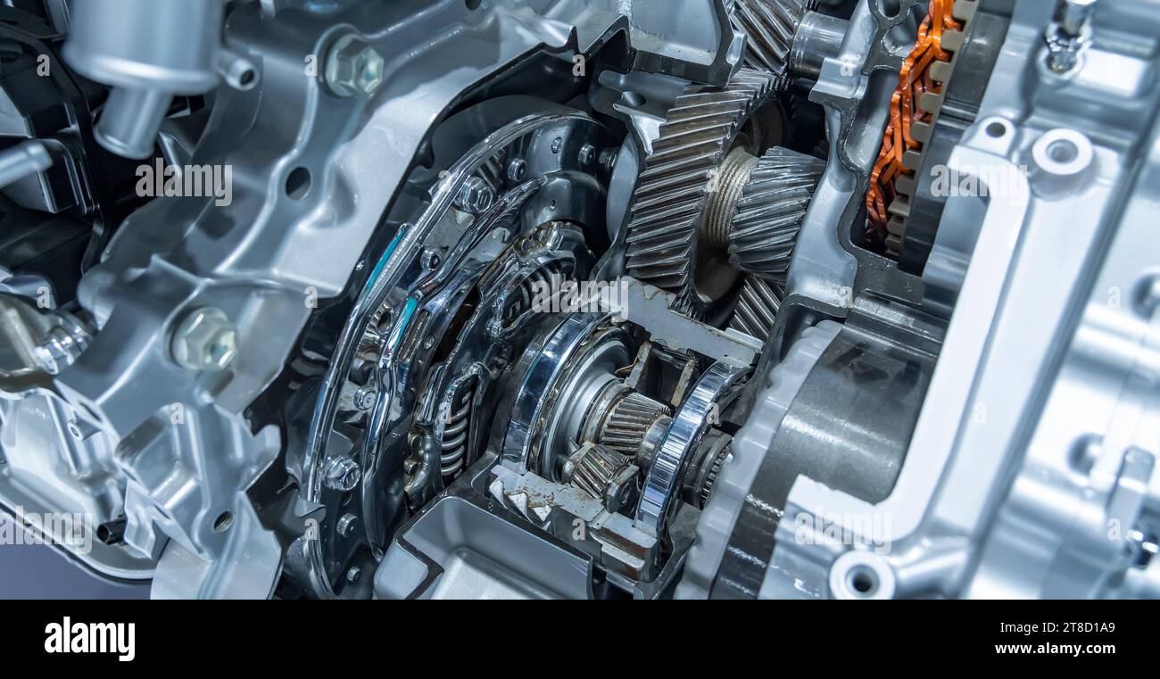 Gearbox damage hi-res stock photography and images - Alamy