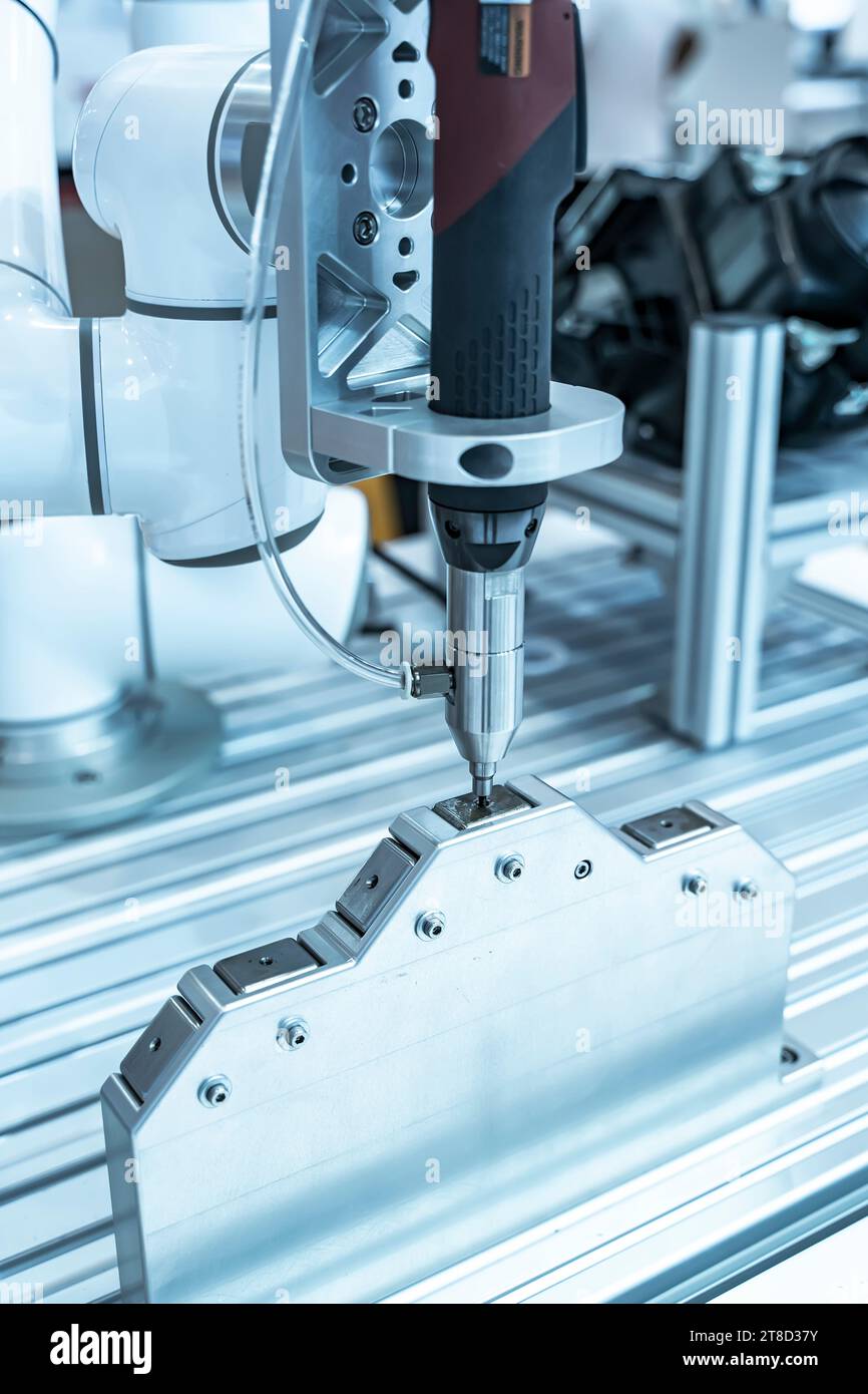 automatic robot drill machine tool at mobile industrial manufacture ...