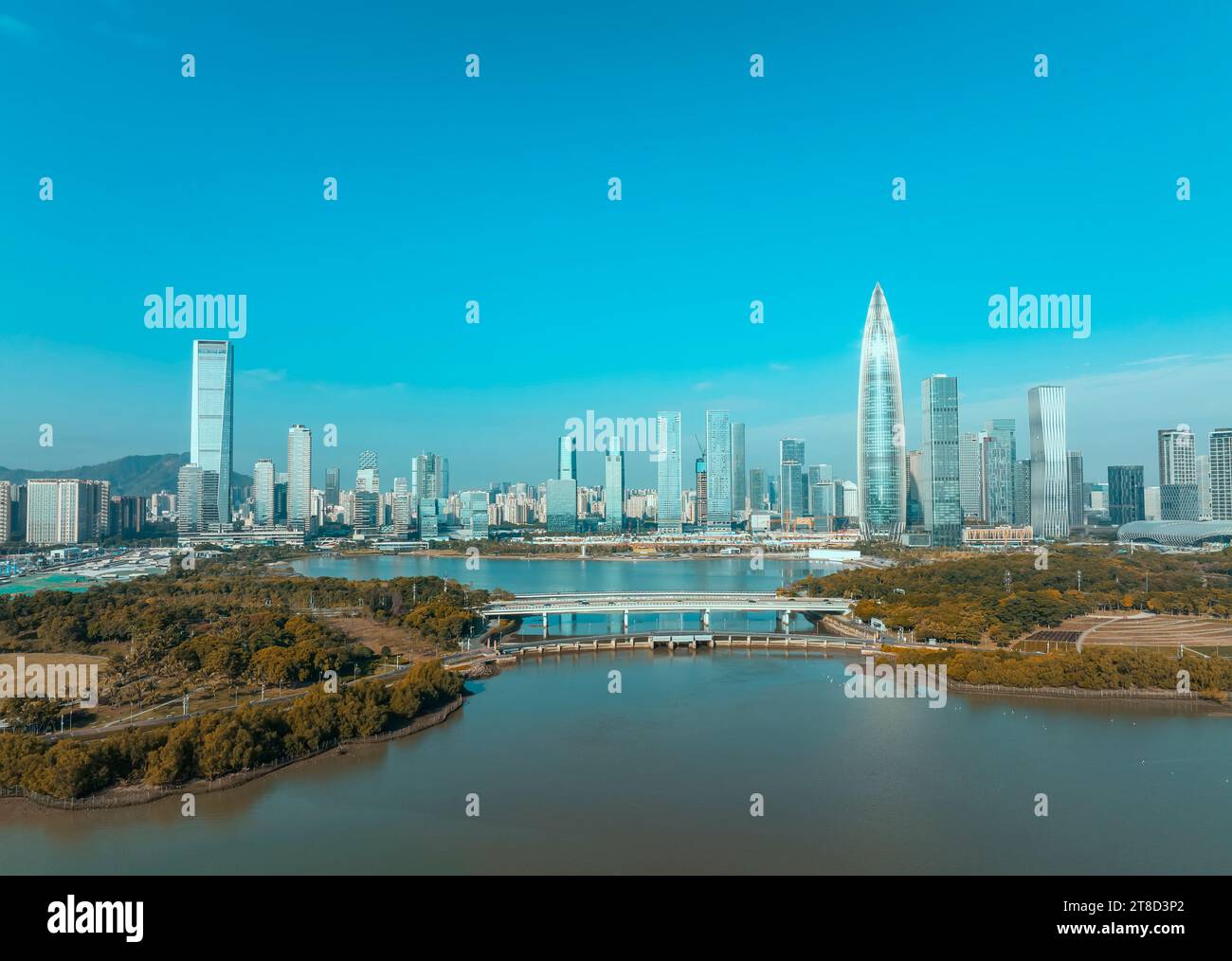 Aerial park bridge skyline shenzhen hi-res stock photography and images ...