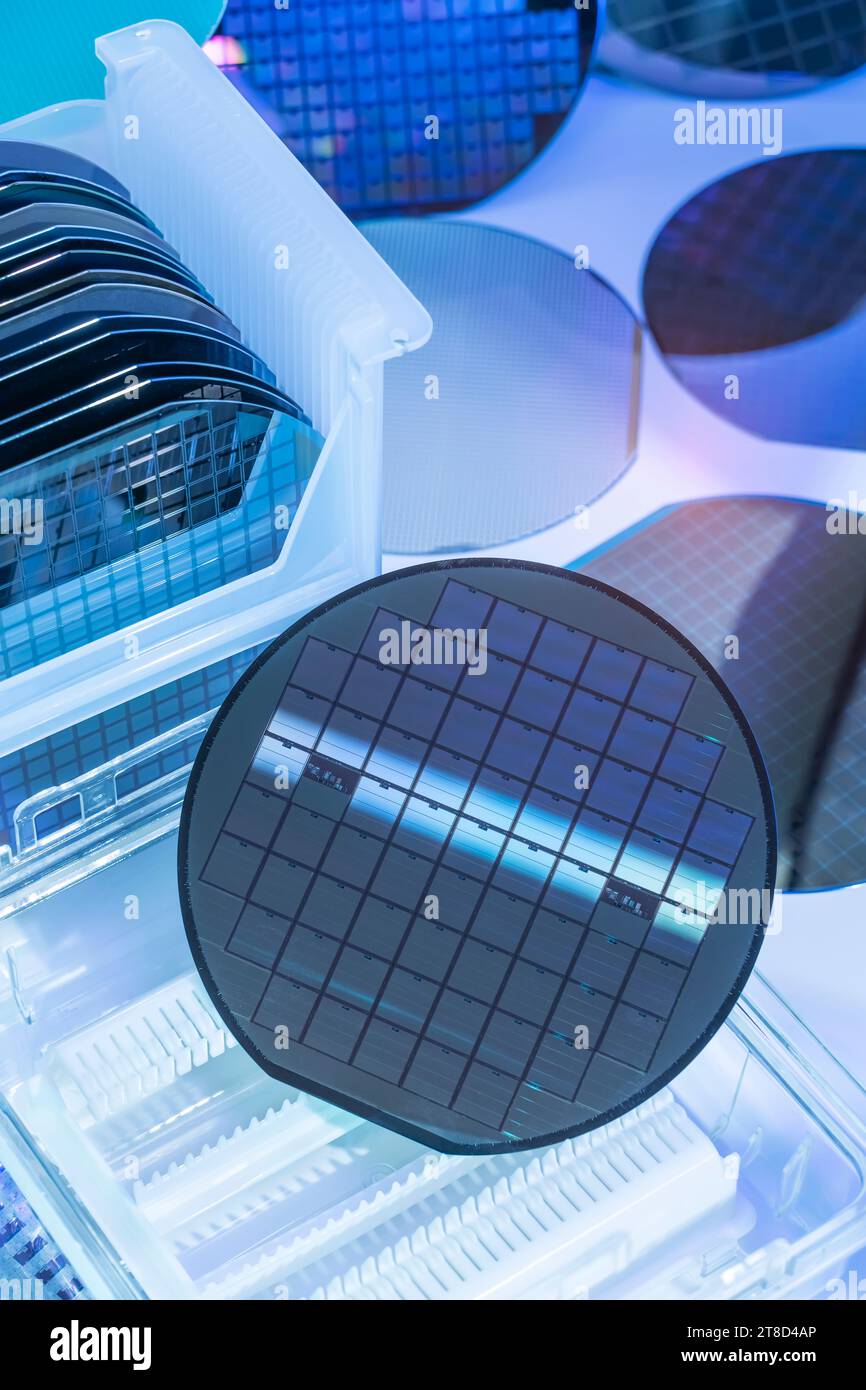 Silicon Wafer Under Cleanroom Fabrication in plastic holder box Stock ...