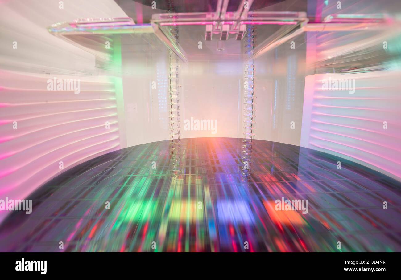 Silicon Wafer Under Cleanroom Fabrication in plastic holder box Stock ...