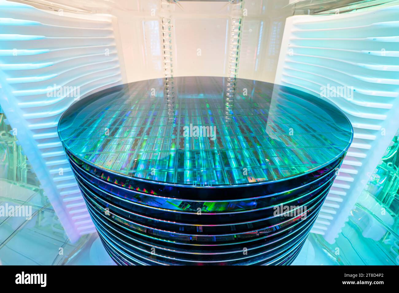 Silicon Wafer Under Cleanroom Fabrication in plastic holder box Stock ...