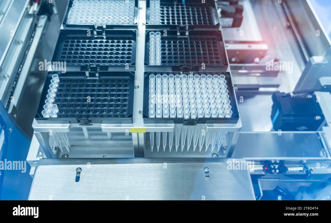 Automated manufacturing covid 19 test hi-res stock photography and ...