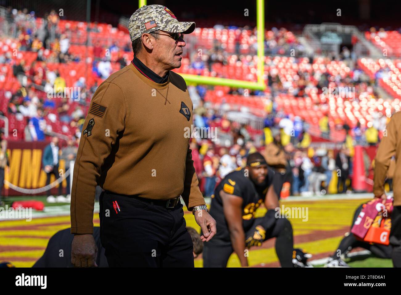 Landover, MD, USA. 19th Nov, 2023. Washington Commanders head coach Ron ...