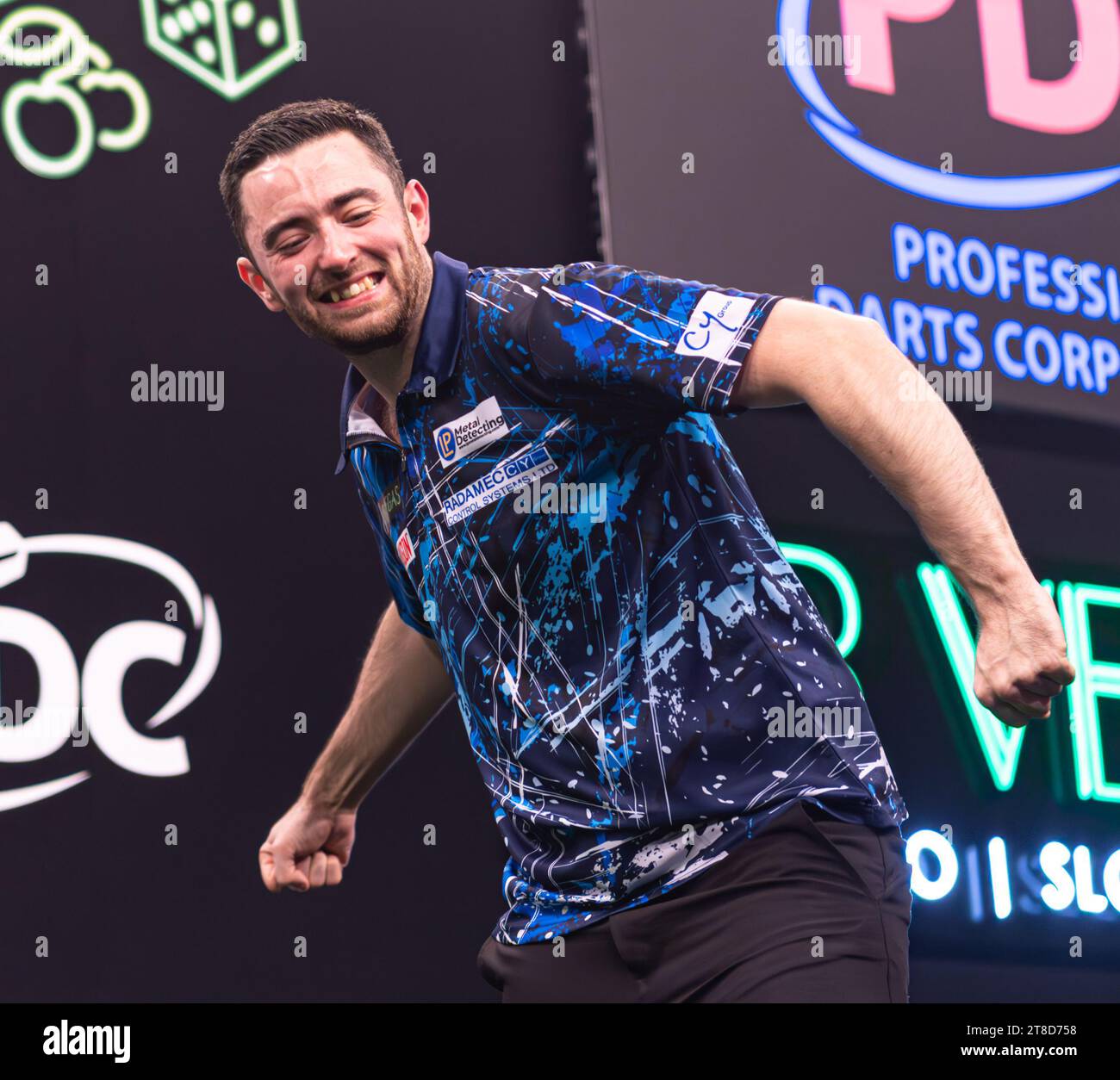 WV Active, Aldersley, Wolverhampton, UK. 19th Nov, 2023. 2023 PDC Grand ...