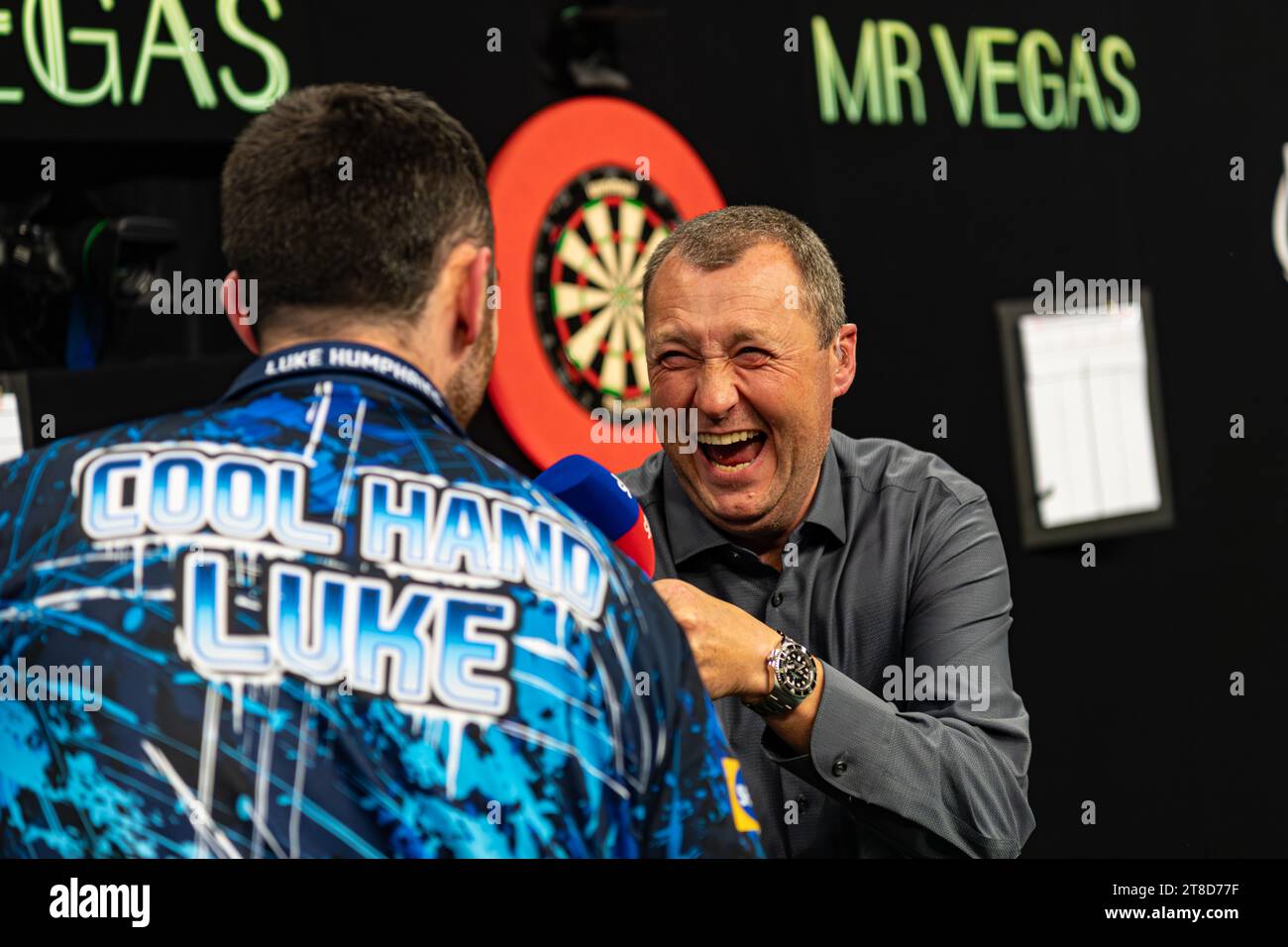 WV Active, Aldersley, Wolverhampton, UK. 19th Nov, 2023. 2023 PDC Grand ...