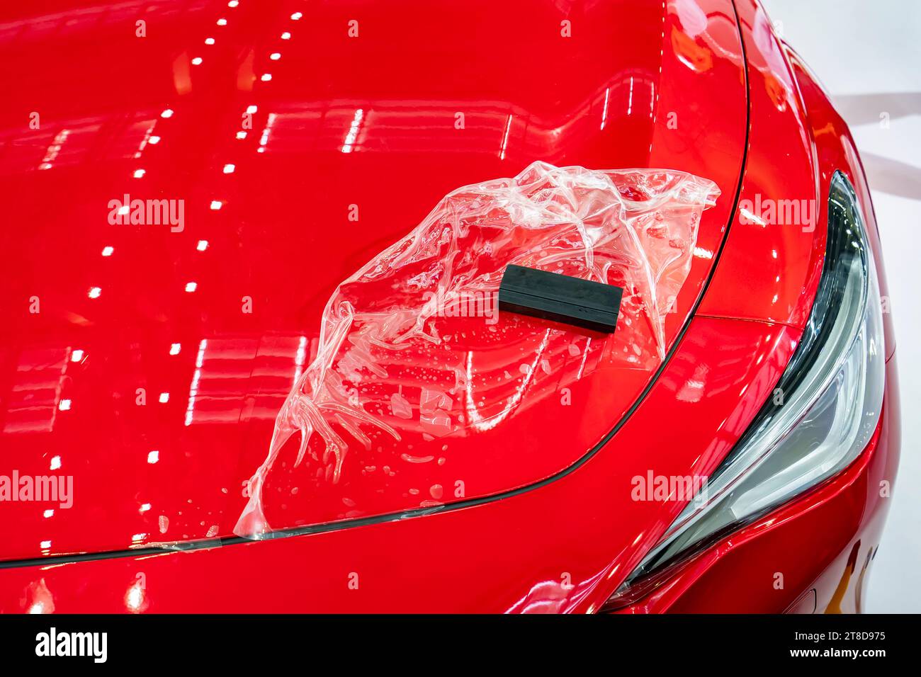 Car film installation hi-res stock photography and images - Alamy