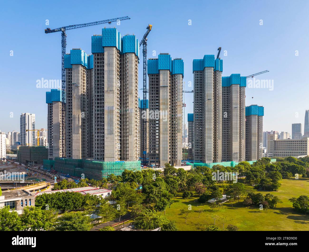 Construction of high-rise buildings in City, industrial construction ...