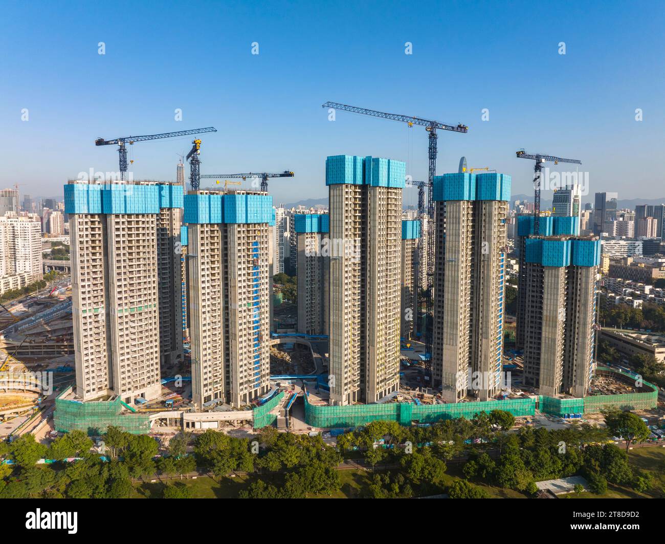 Construction of high-rise buildings in City, industrial construction ...