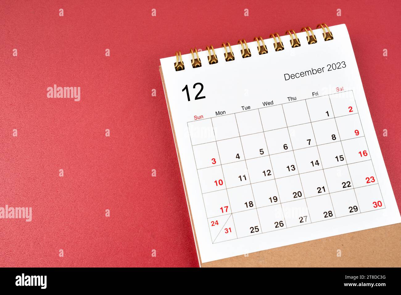 December 2023 calendar desk for the organizer to plan and reminder on ...