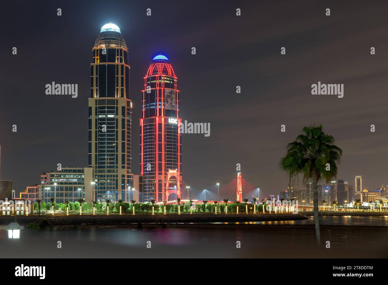 Doha, Qatar - November 18, 2023: Beautiful skyline of pearl Qatar ...
