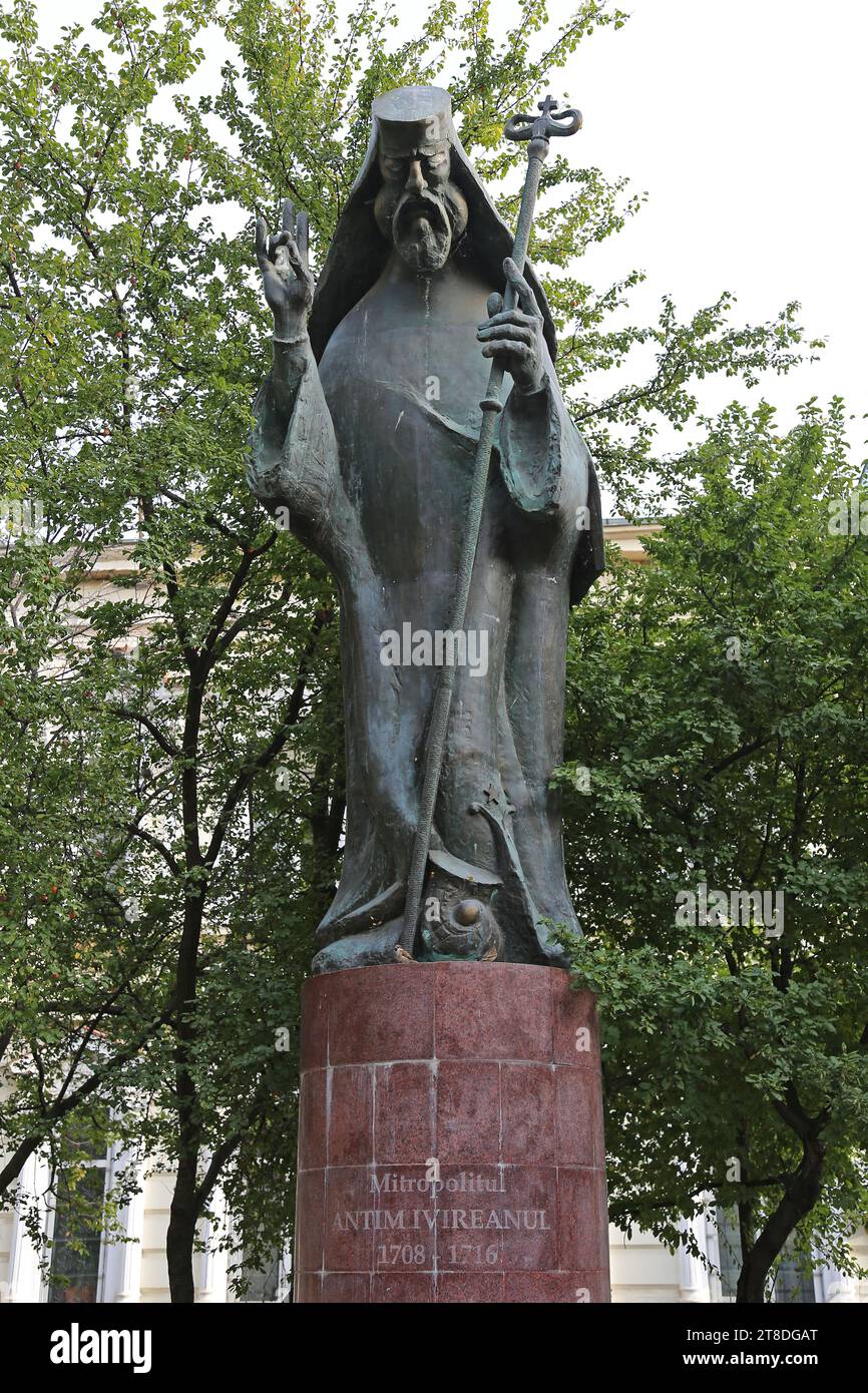 Saint Anthim the Iberian (1650-1716) statue, Antim Monastery ...