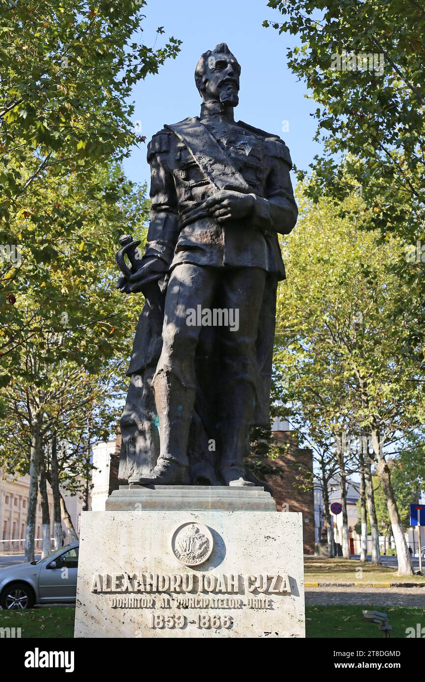 Alexandru Ioan Cuza (1820-1873) statue, Patriarchal Hill (Dealul ...