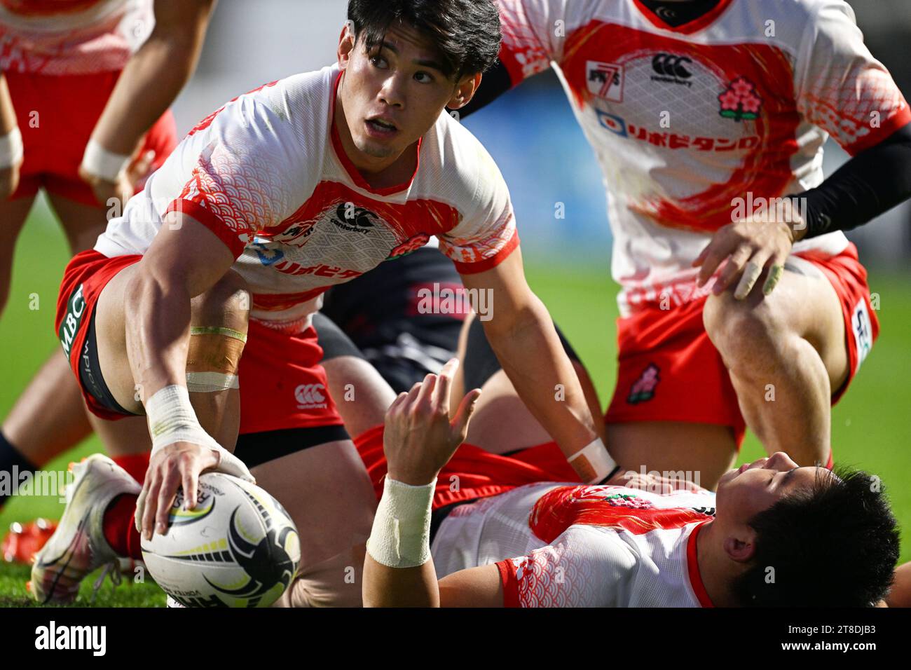 Osaka, Japan. Credit: MATSUO. 19th Nov, 2023. (L-R) Yoshihiro Noguchi, Takamasa Maruo (JPN ...