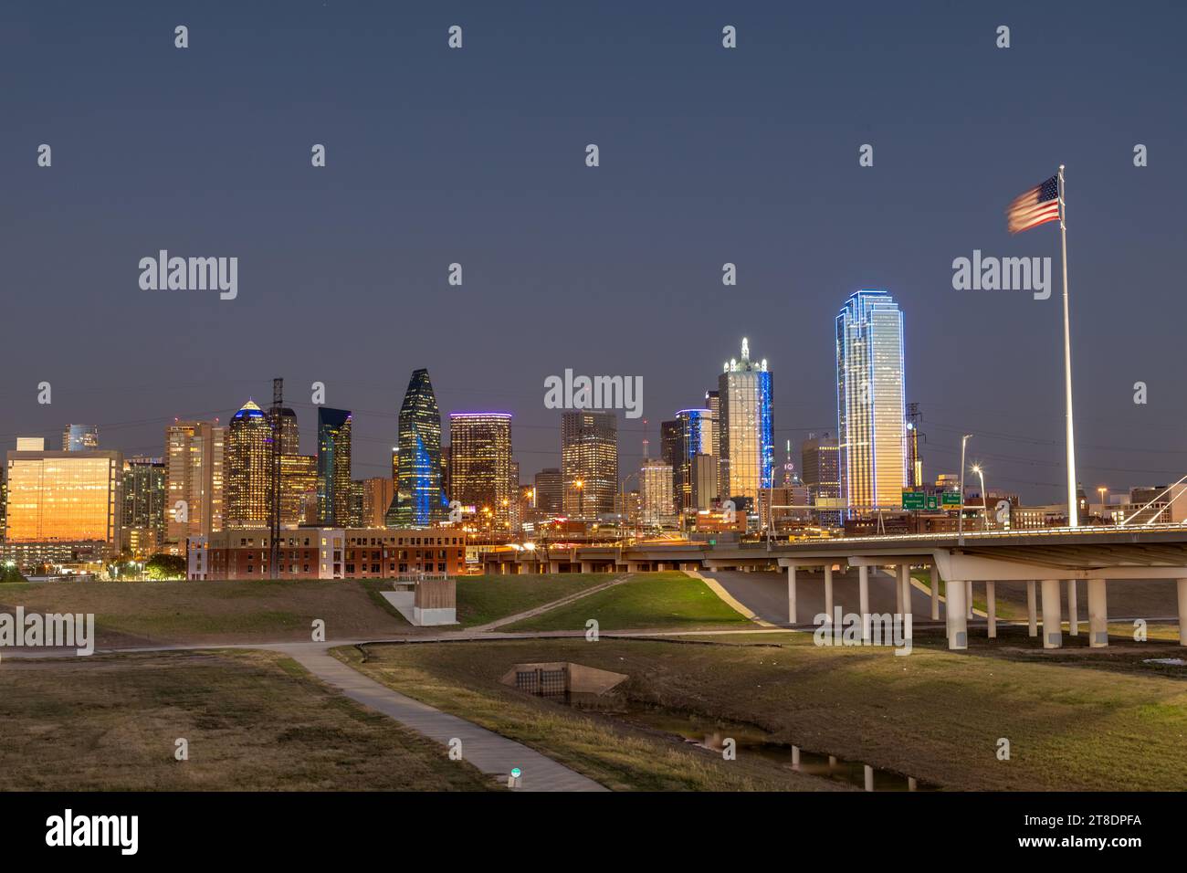 scenic skyline by night in Dallas, Texas, USA Stock Photo - Alamy