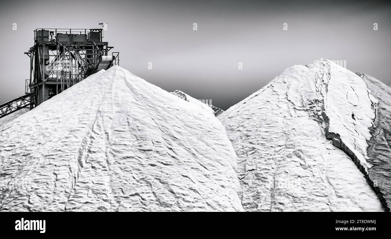 Salt lifting and processing tower Stock Photo - Alamy
