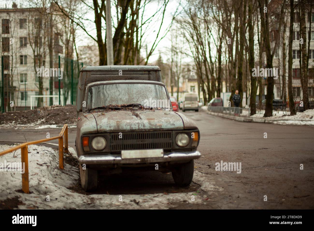 Old car with body. Soviet car in the parking lot Stock Photo - Alamy