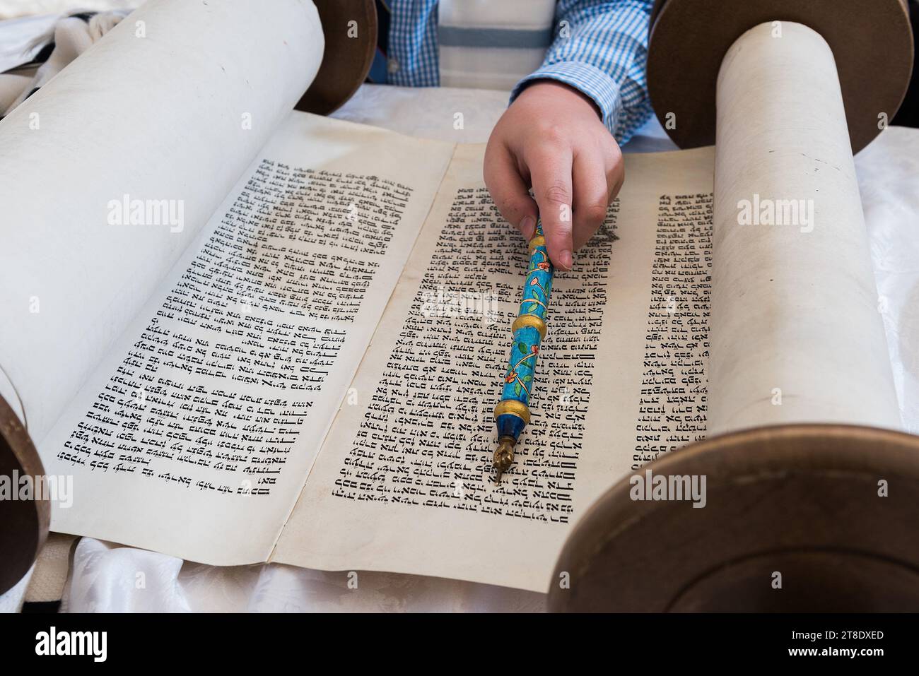Jewish arm hi-res stock photography and images - Alamy
