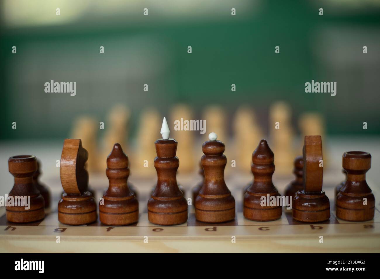 Ancient chess board hi-res stock photography and images - Alamy