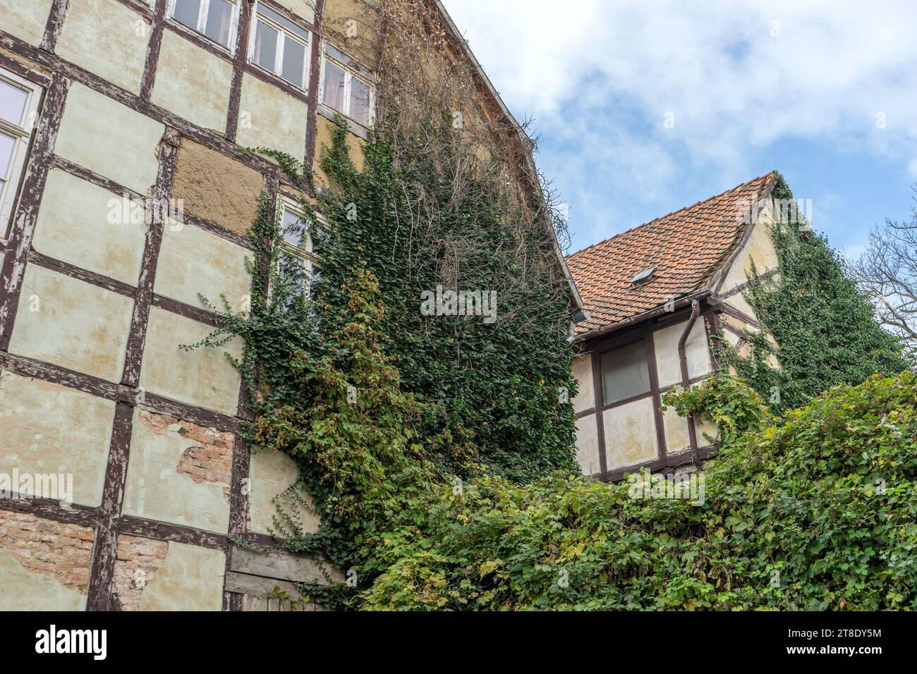 Gable stones hi-res stock photography and images - Alamy