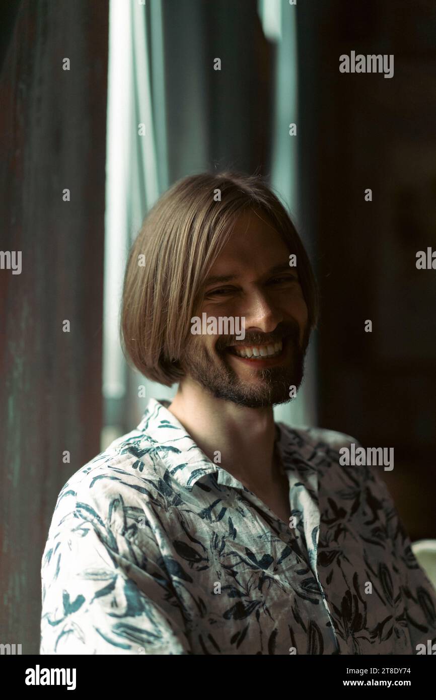 Hair handsome hi-res stock photography and images - Alamy