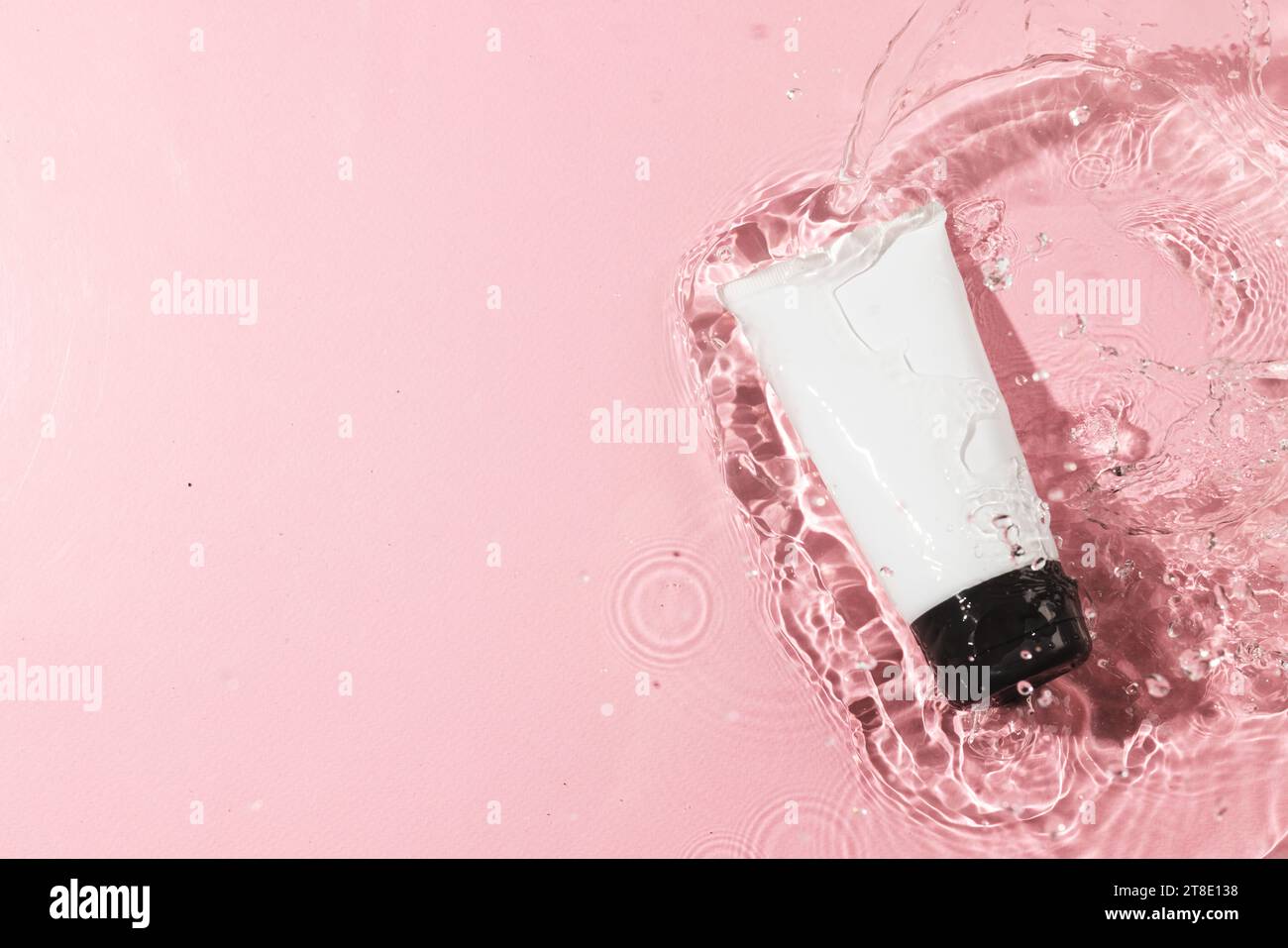 Water burst animation hi-res stock photography and images - Alamy