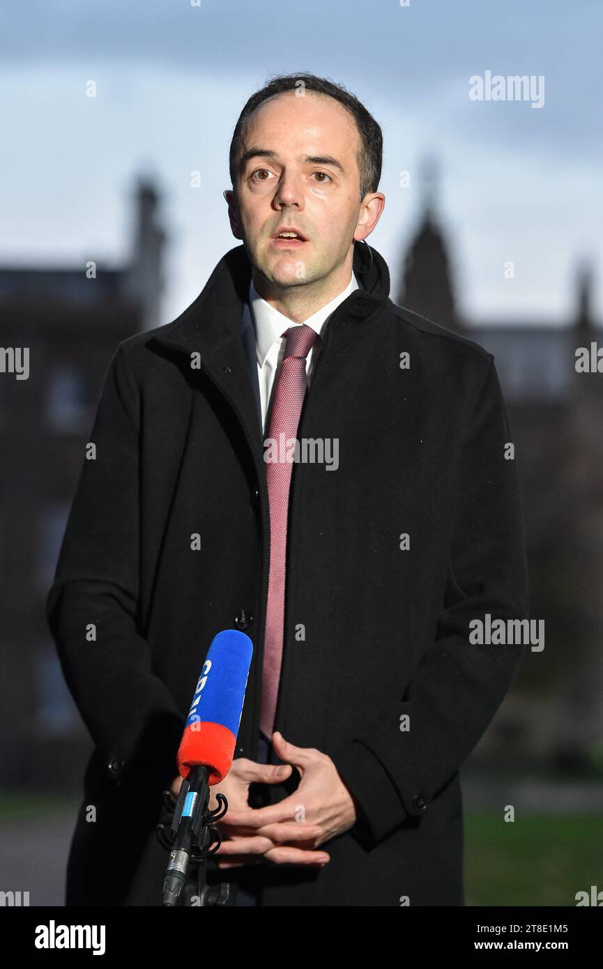 James murray hi-res stock photography and images - Alamy