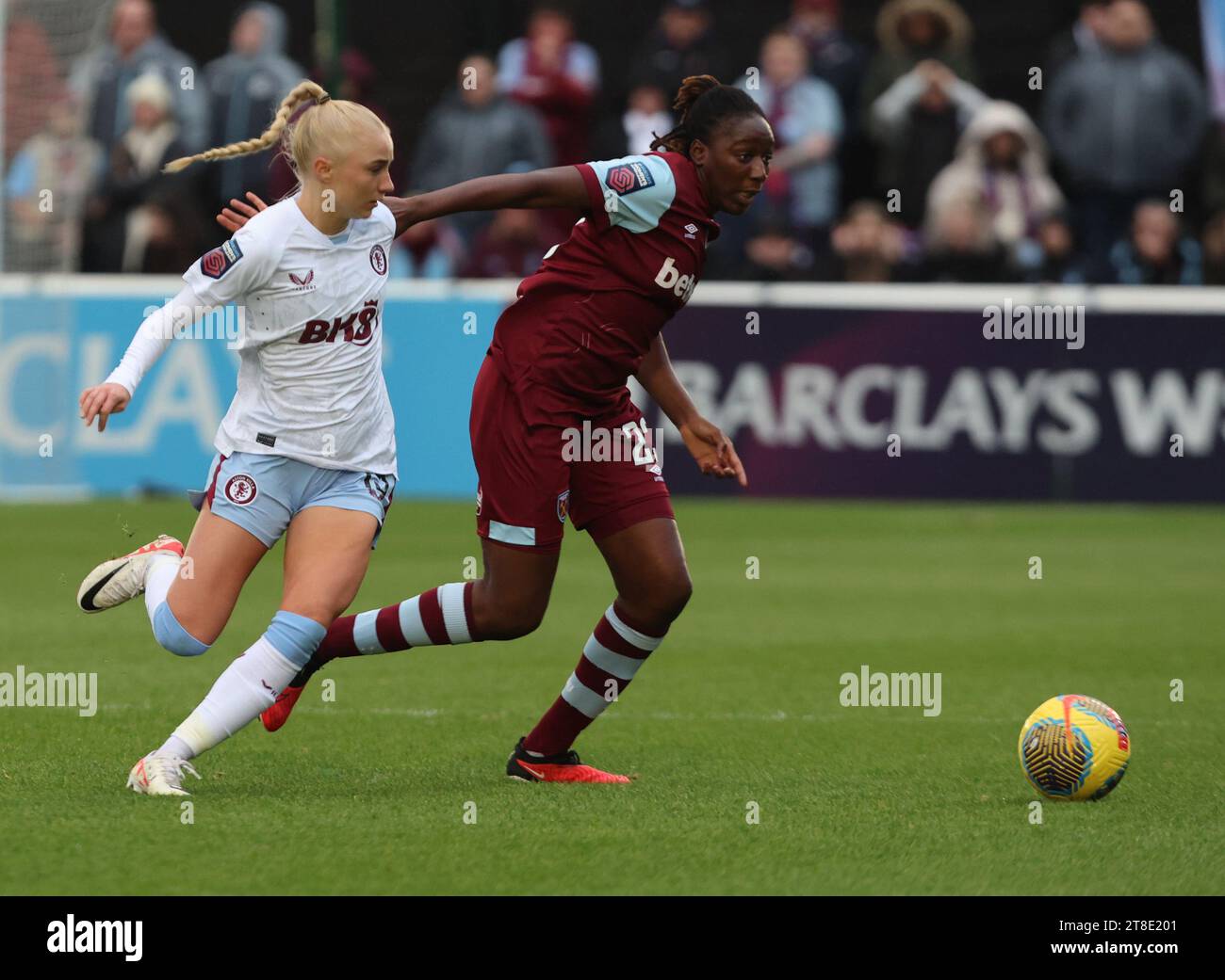 Laura blindkilde brown hi-res stock photography and images - Alamy