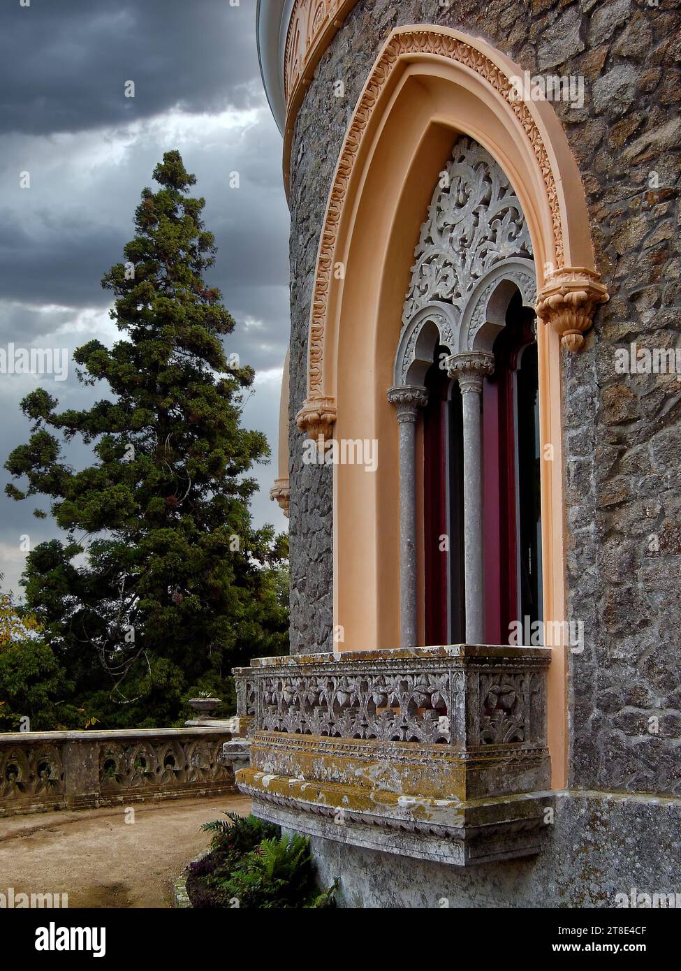 Palacio de Monserrate Palace. Details of the Moorish Revival ...