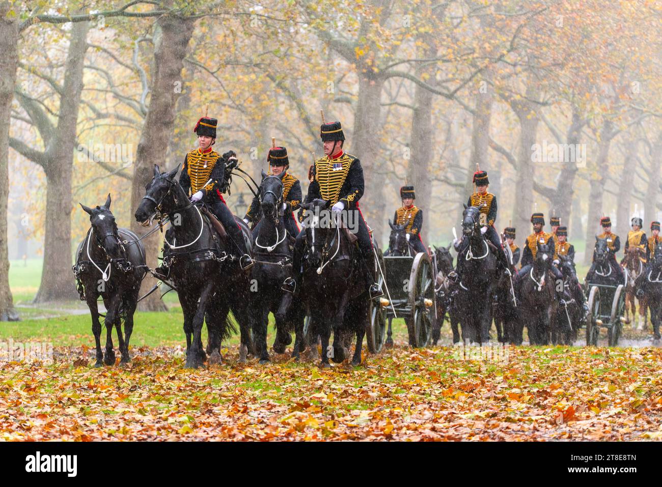 King's Troop Royal Horse Artillery (KTRHA) pulling First World War-era ...