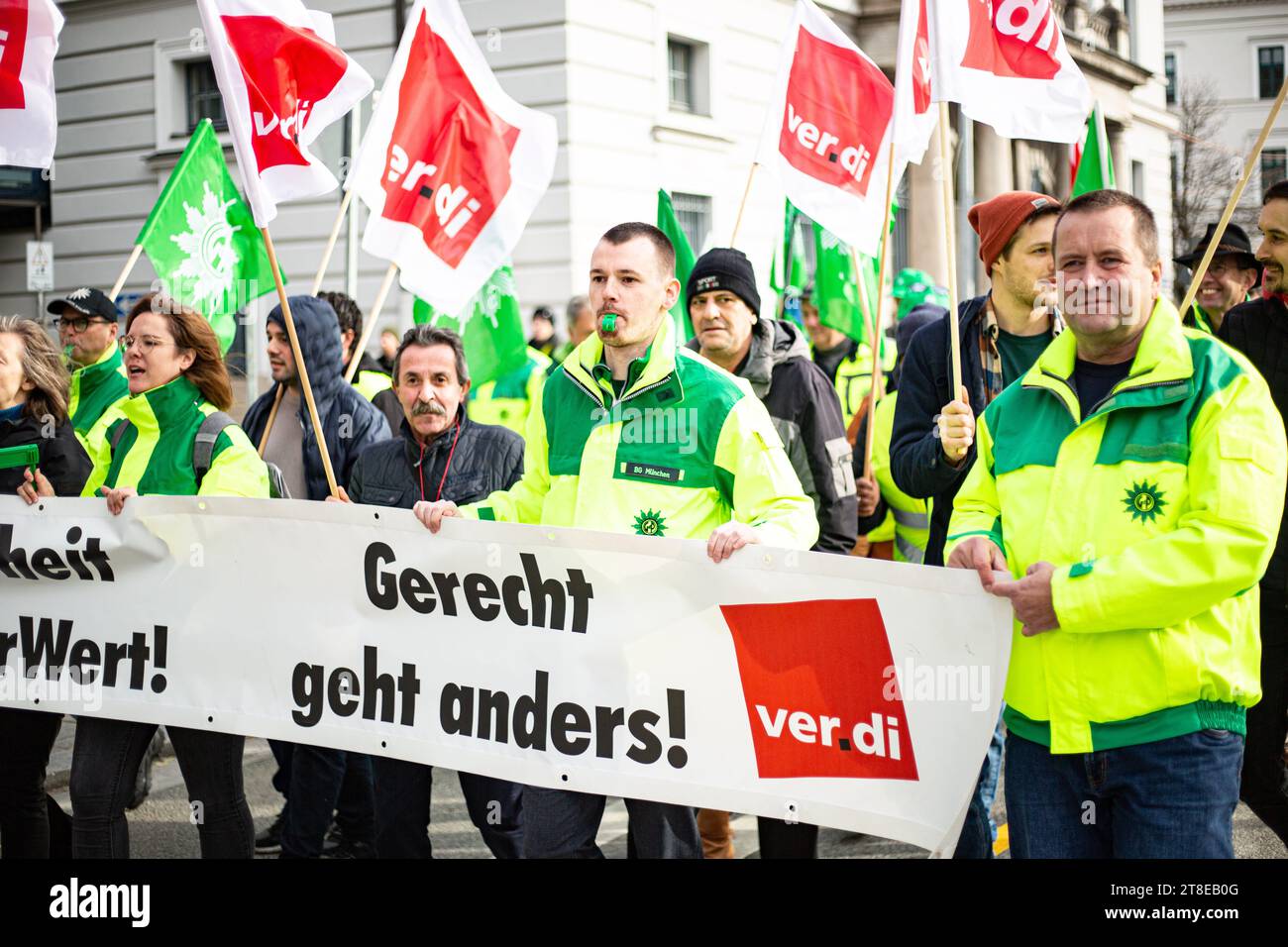 Munich, Germany. 20th Nov, 2023. Strike demonstration by Verdi, Police ...