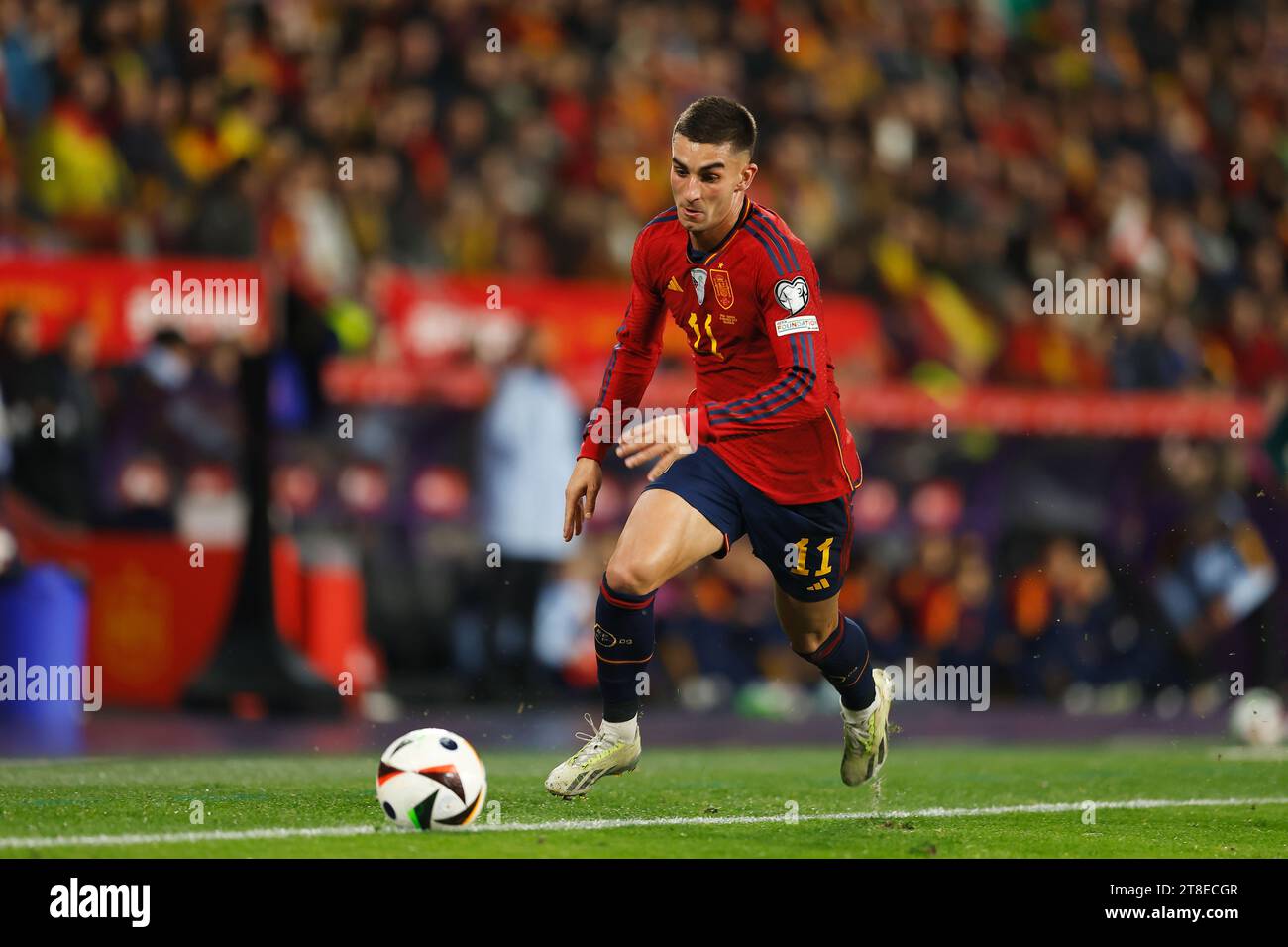 Valladolid, Spain. 19th Nov, 2023. Ferran Torres (ESP) Football/Soccer ...