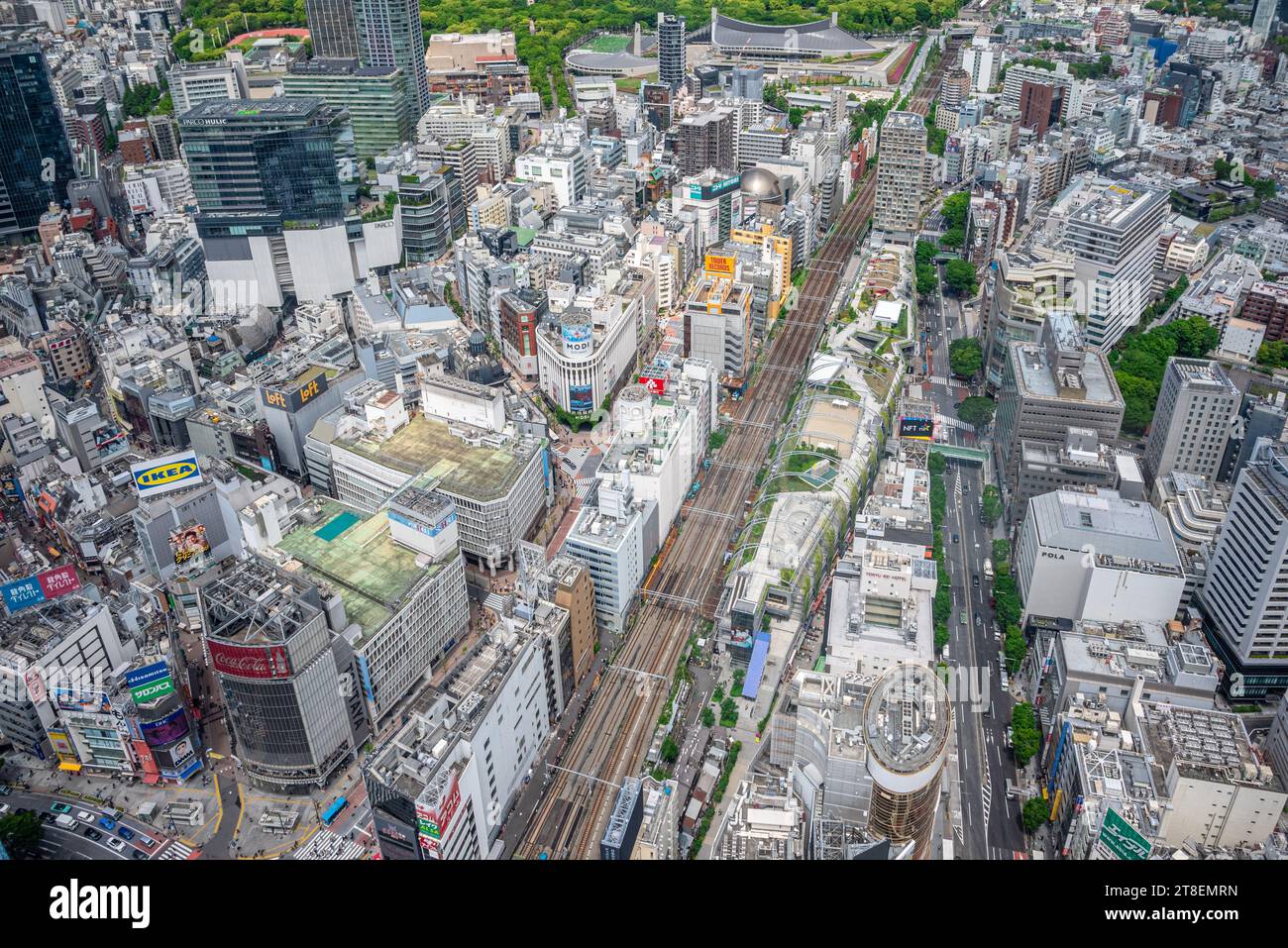 Metropolitan view of Shibuya and train tracks Stock Photo - Alamy