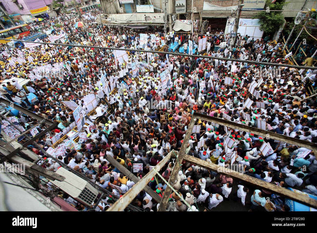 Dhaka, Wari, Bangladesh. 20th Nov, 2023. Collect the nomination papers ...