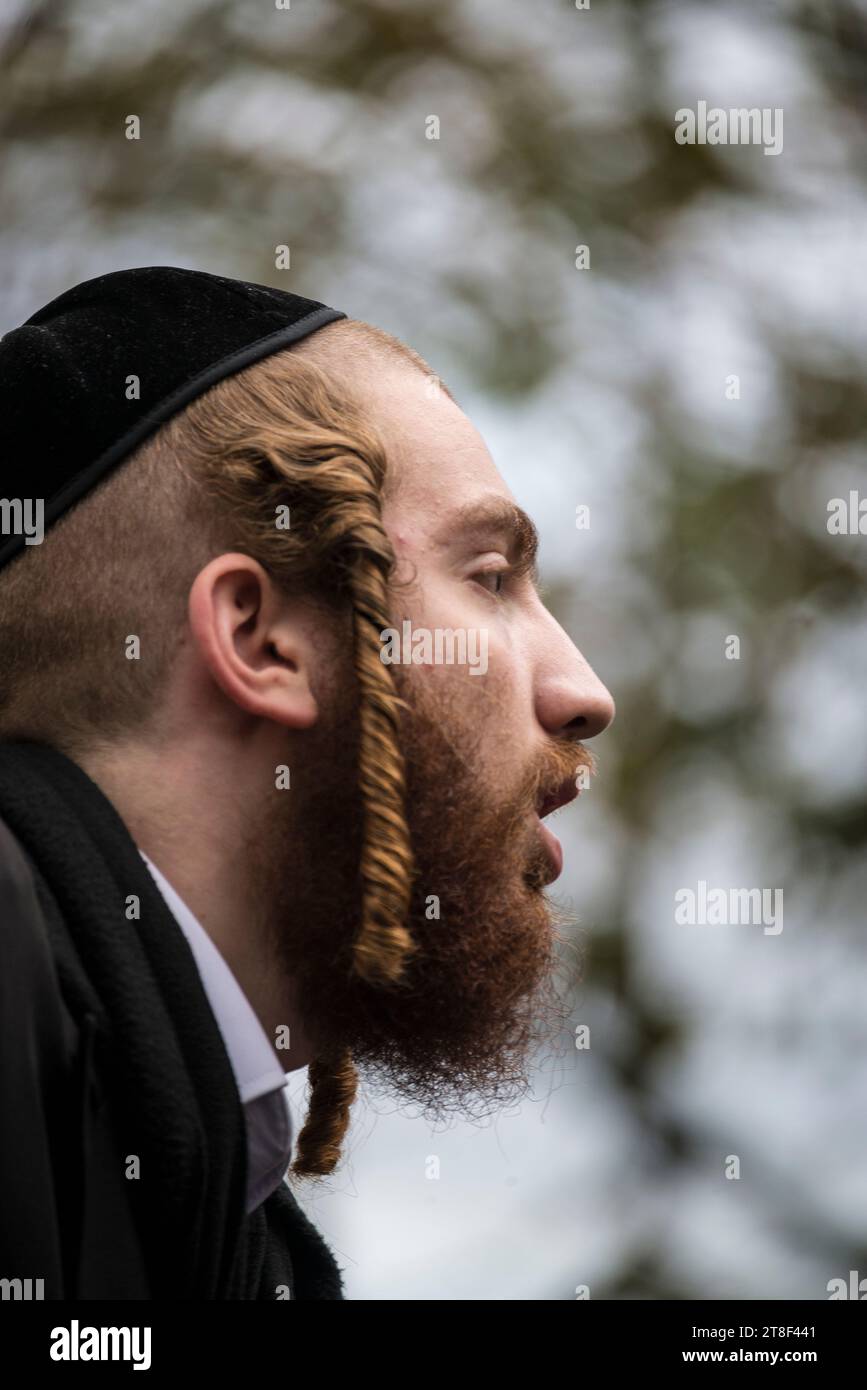 Jewish man at the AJEX Annual Parade & Ceremony at the Cenotaph ...
