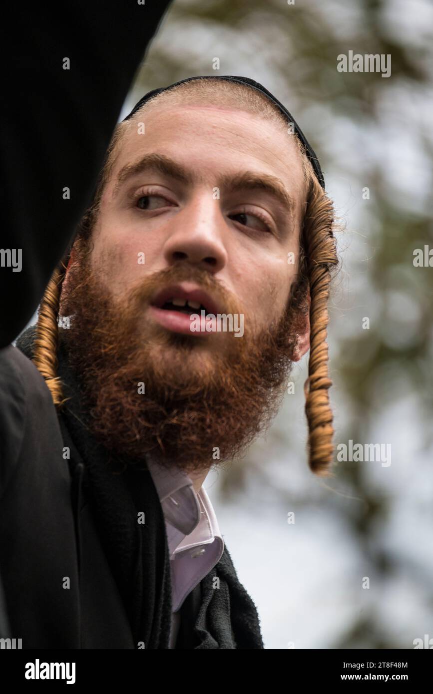 Jewish man at the AJEX Annual Parade & Ceremony at the Cenotaph ...