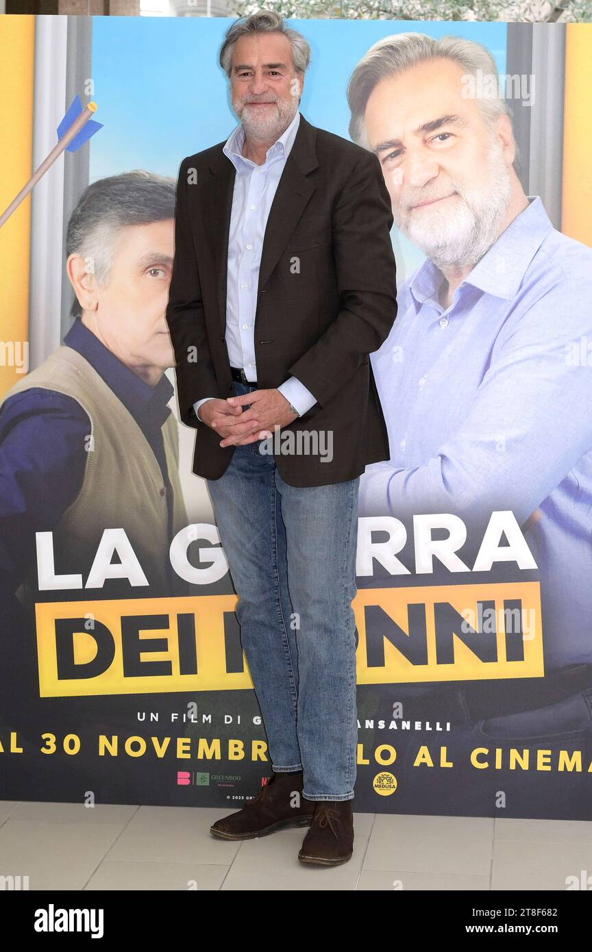 Max Tortora beim Photocall zum Kinofilm La guerra dei nonni im Hotel Le ...