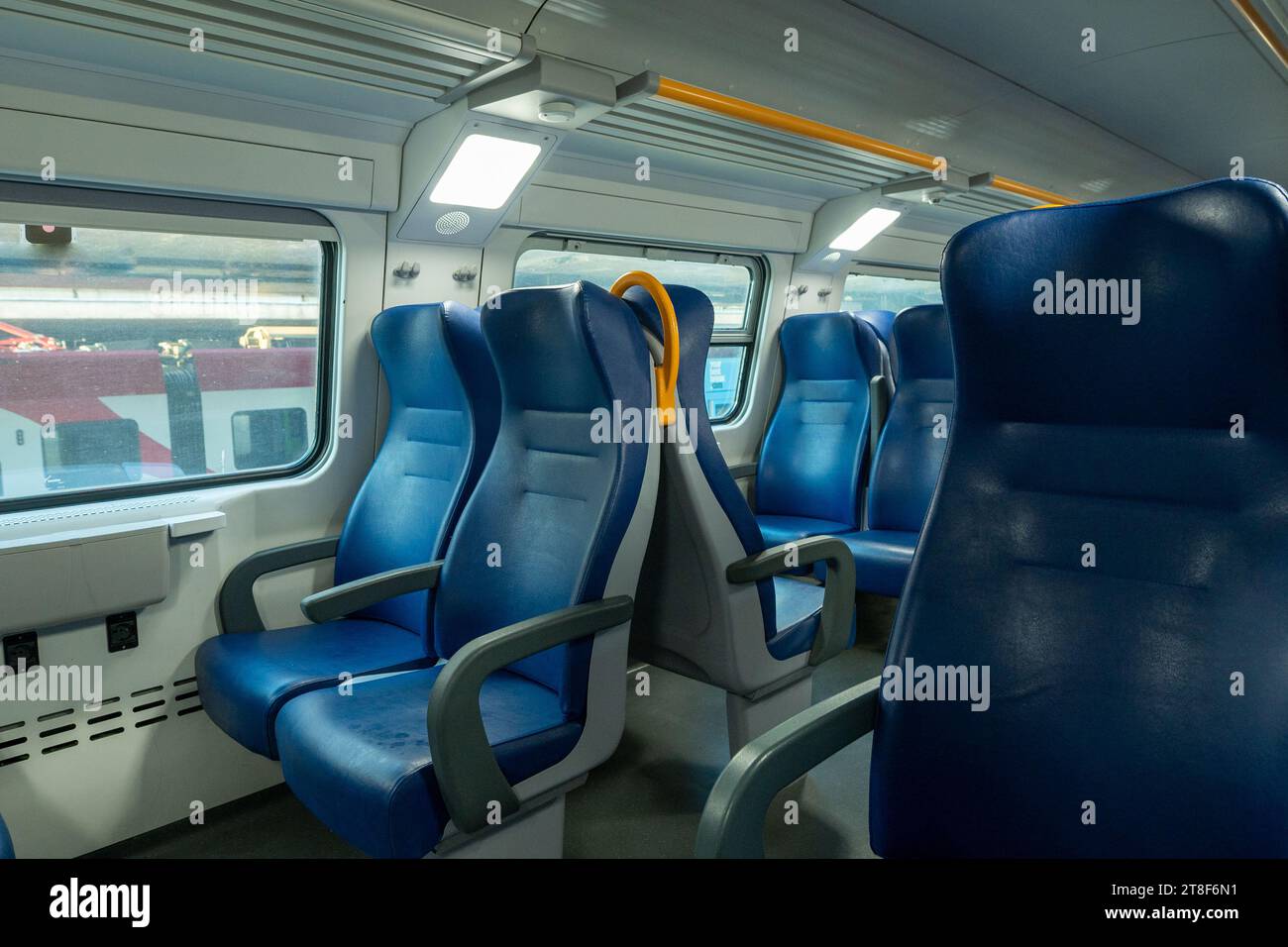 Italy train map hi-res stock photography and images - Alamy