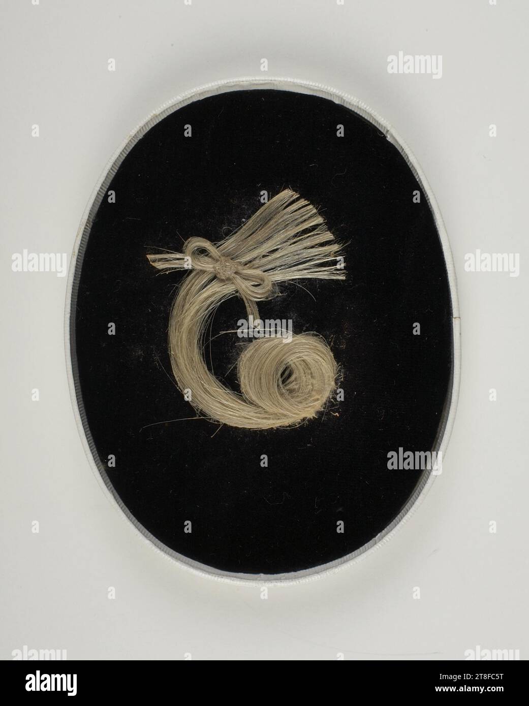 Keen collectors hi-res stock photography and images - Alamy