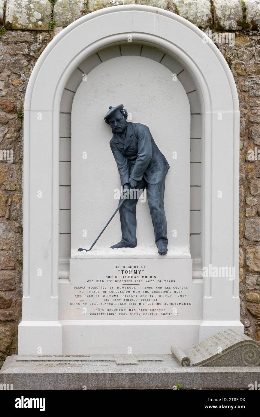 Tommy Morris (Young Tom Morris) golfer grave memorial, St Andrews ...