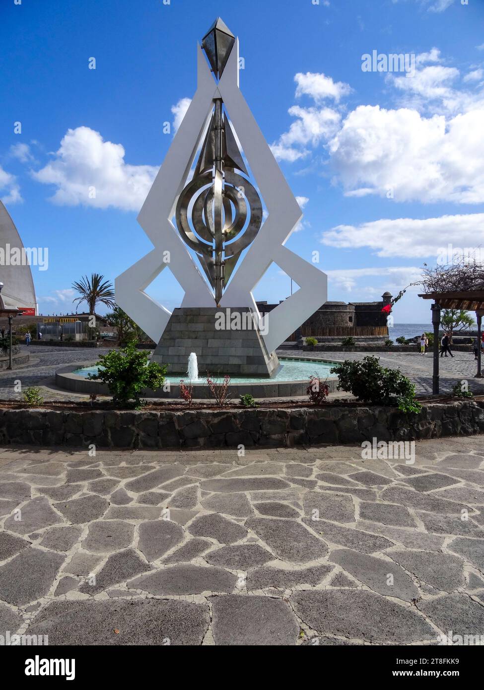 High resolution travel image of the Wind Sculpture by Cesar Manrique ...