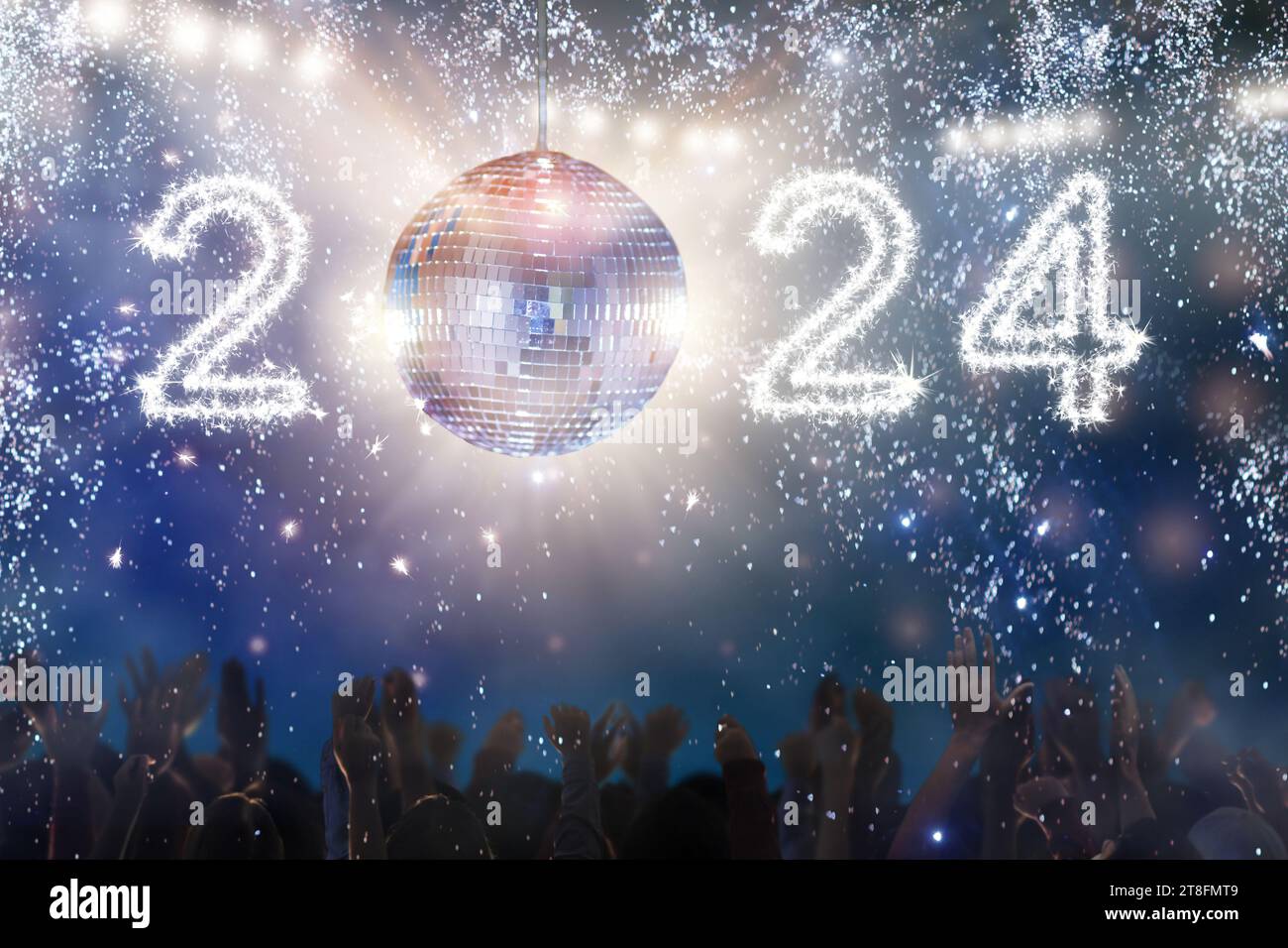 Dancing sparkler fireworks hi-res stock photography and images - Alamy